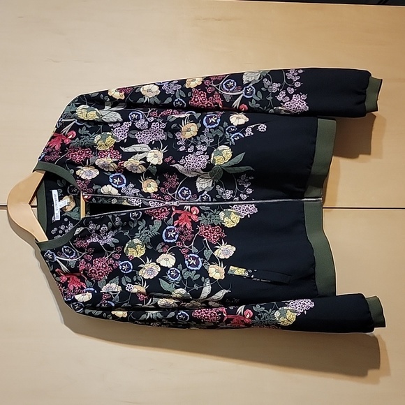 Zara TRF | Jackets & Coats | Zara Trf Floral Bomber Jacket Size Large ...